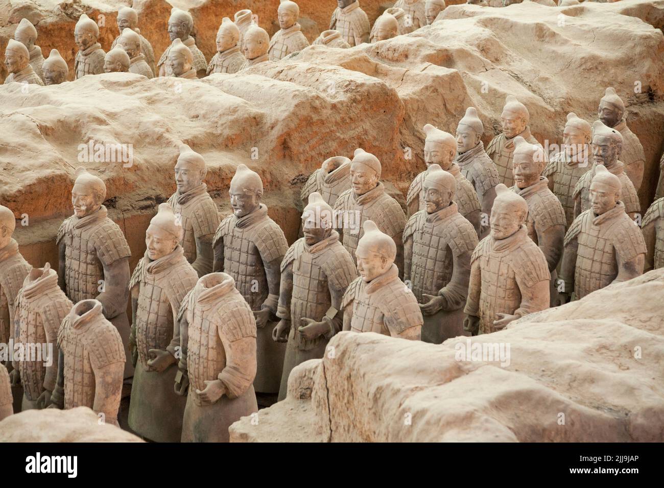 World famous warrior soldier figures sculpted from Chinese terracotta ...