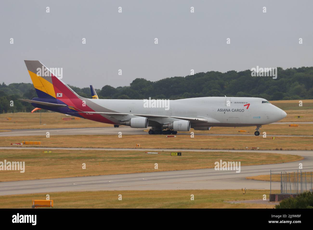Asiana Cargo, Boeing 747 HL7620, arriving at Stansted Airport, Essex ...
