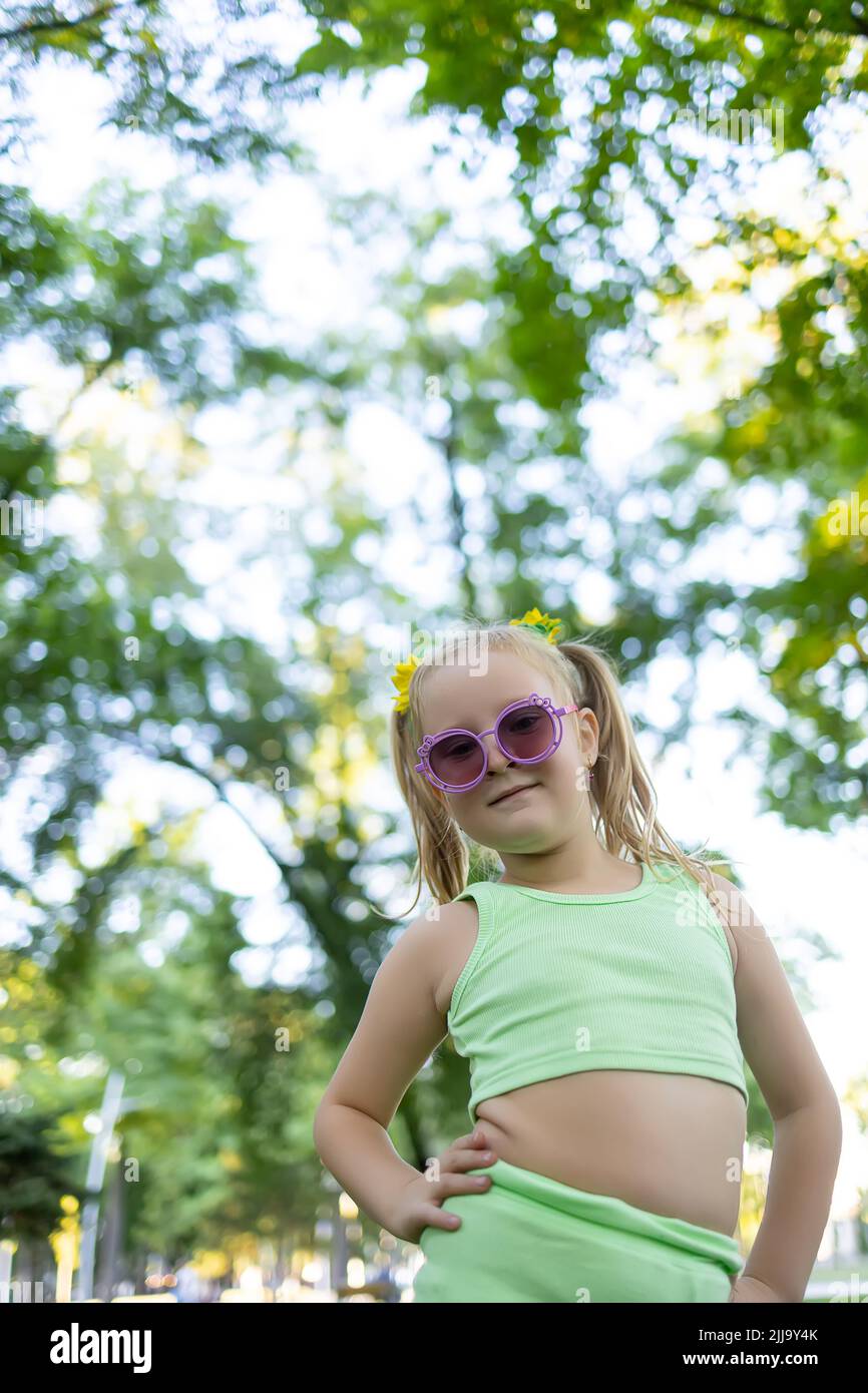 Little model hi-res stock photography and images - Alamy