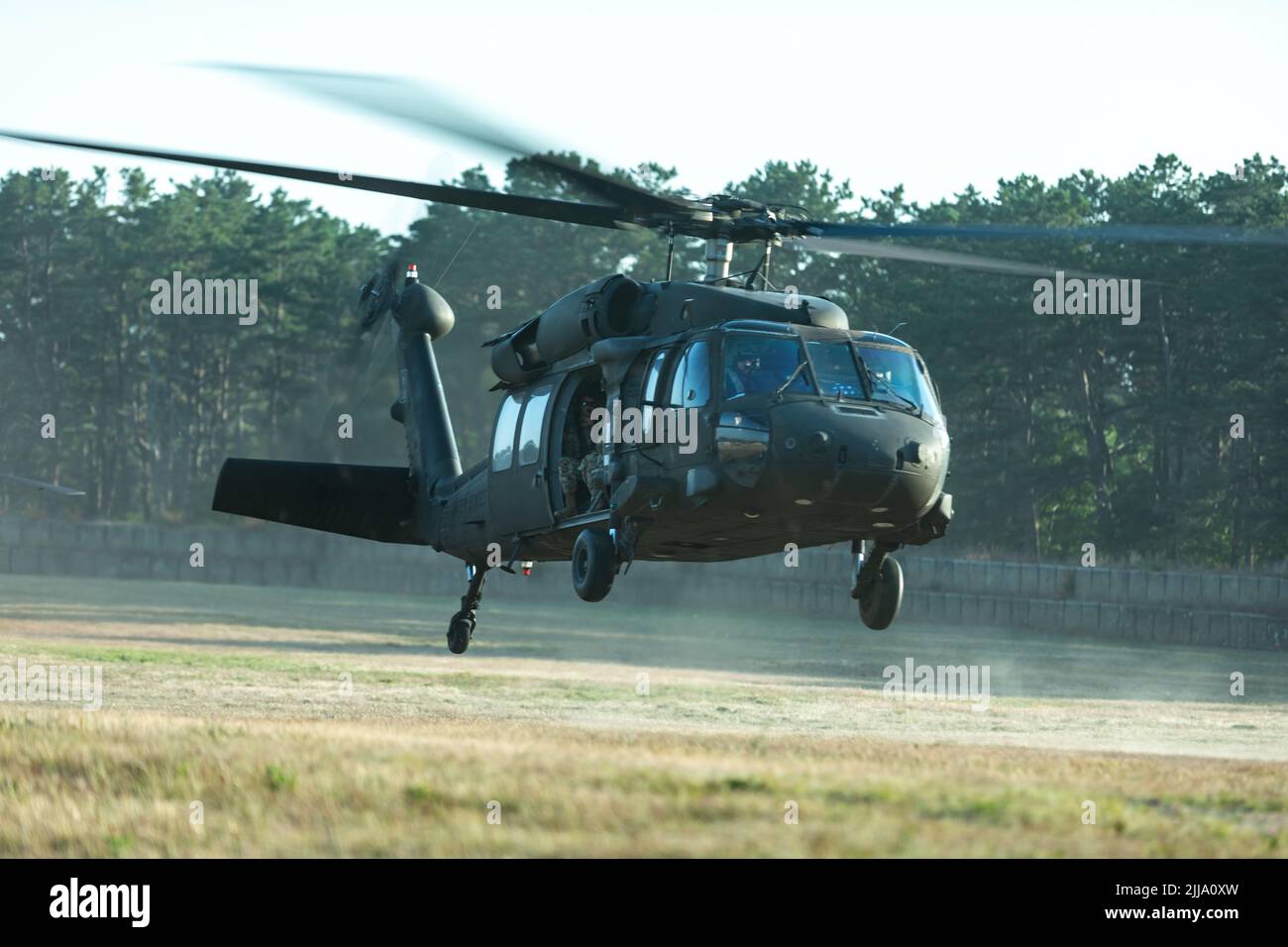 U.S. Army Soldiers with the 404th Civil Affairs Battallion touch down ...