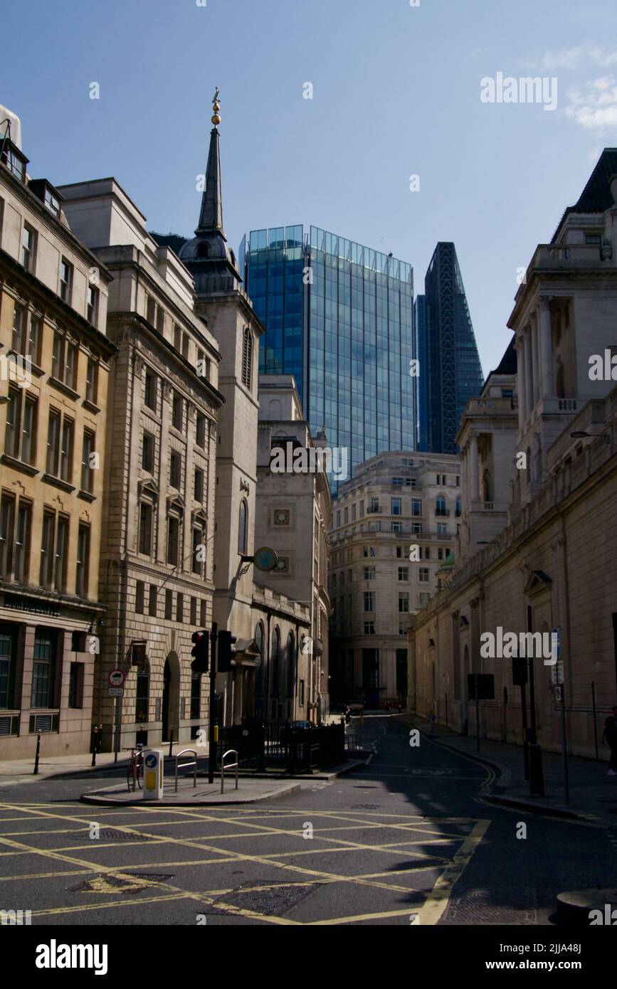 The street and buildings in a city Stock Photo - Alamy