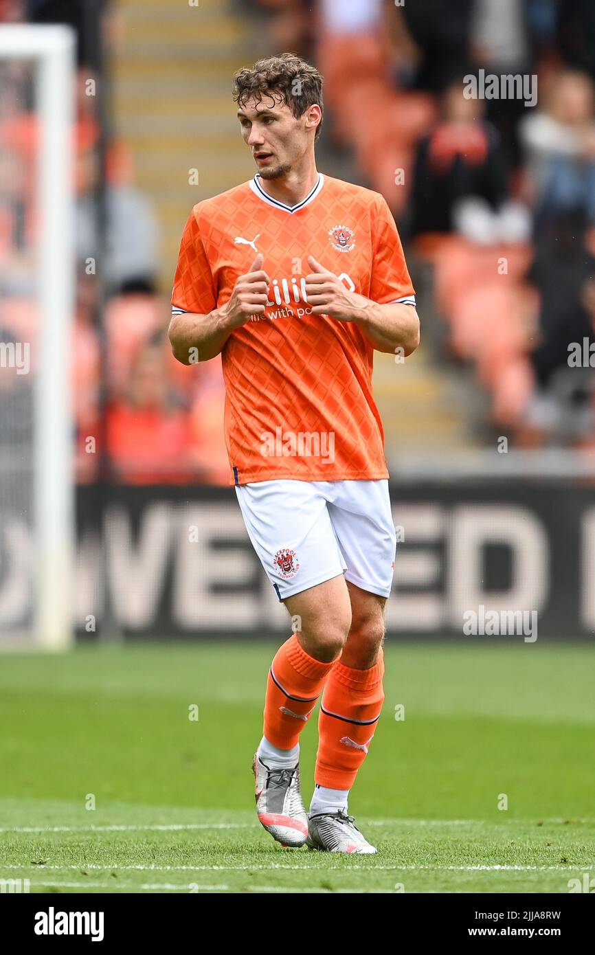 Matty Virtue #17 of Blackpool during the game Stock Photo - Alamy