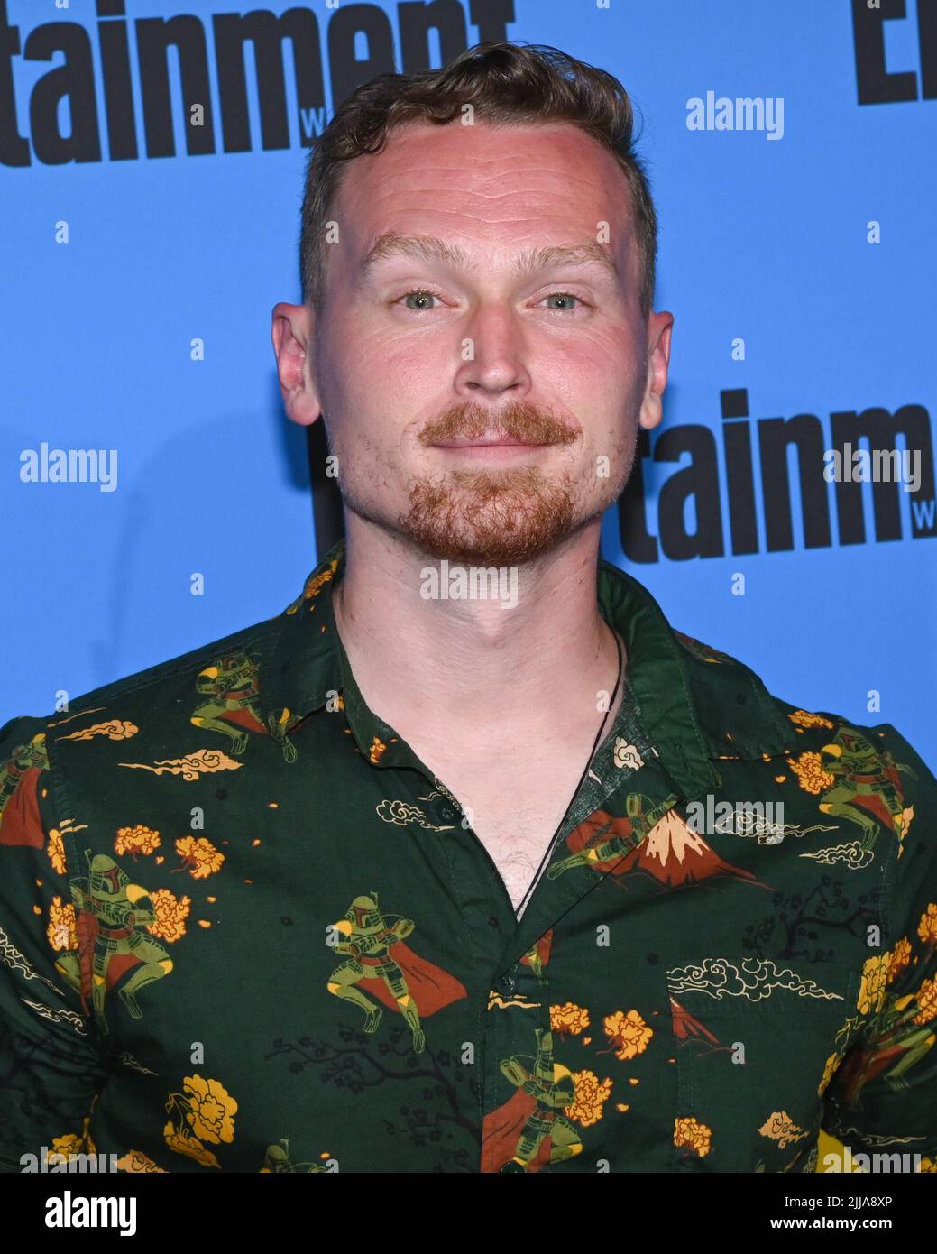 Coy wire hi-res stock photography and images - Alamy