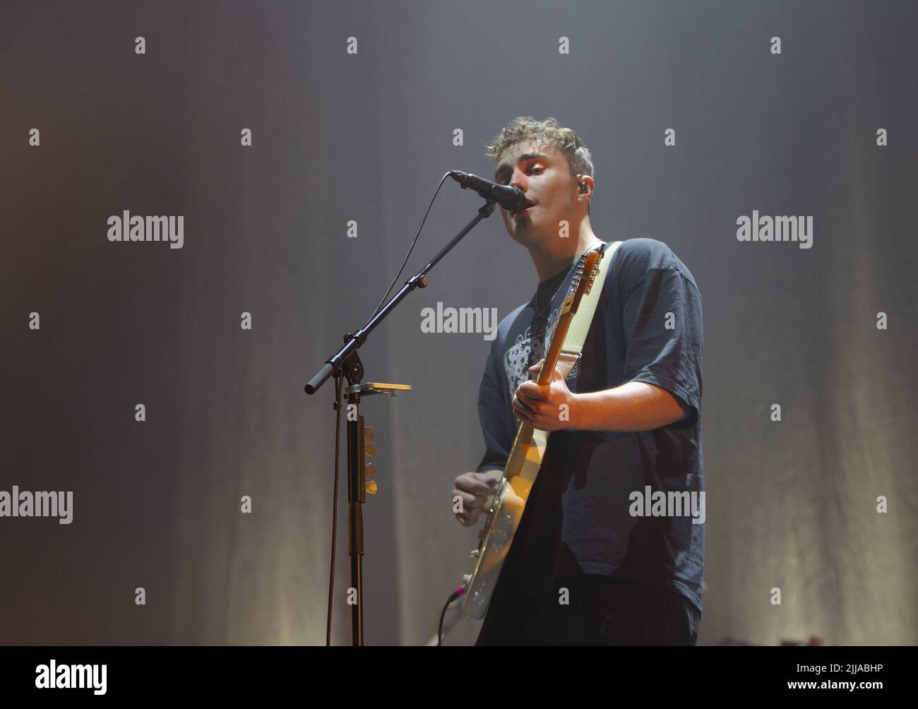 Sam Fender performing the first of two nights at Alexandra Palace in ...
