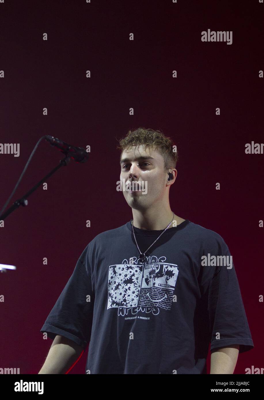 Sam Fender performing the first of two nights at Alexandra Palace in ...