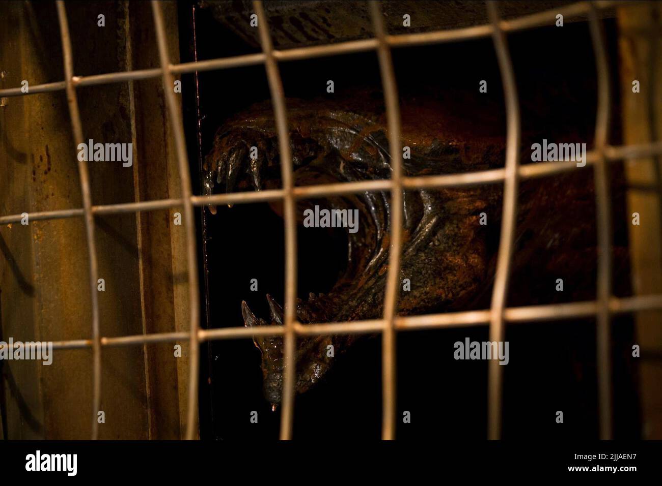 Alien movie monster hi-res stock photography and images - Alamy