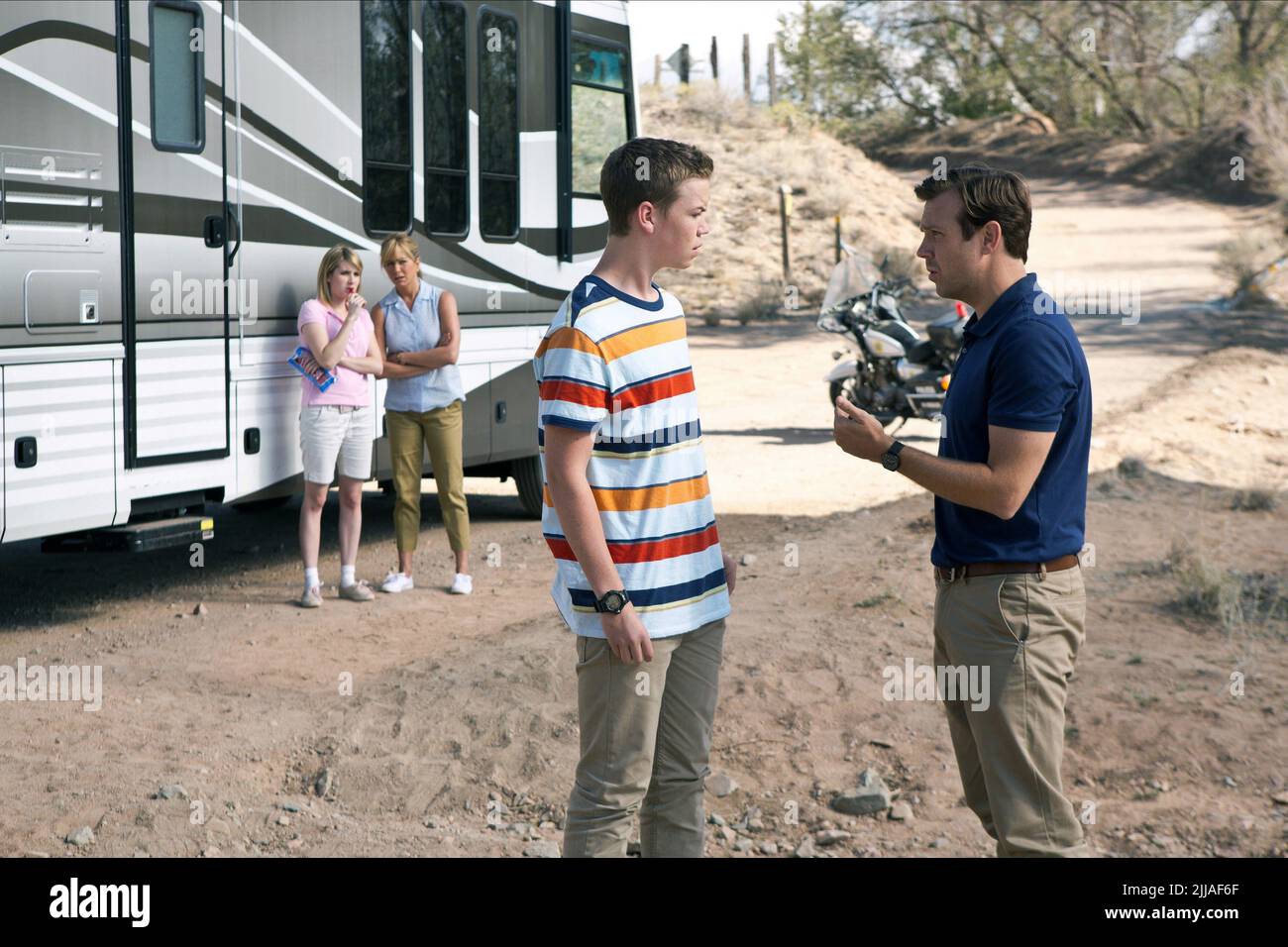 EMMA ROBERTS, JENNIFER ANISTON, WILL POULTER, JASON SUDEIKIS, WE'RE THE ...