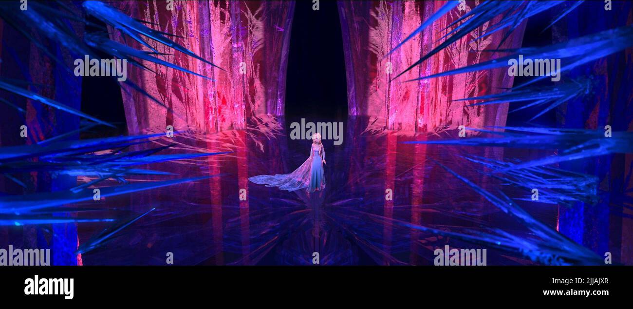 Frozen elsa hi-res stock photography and images - Alamy
