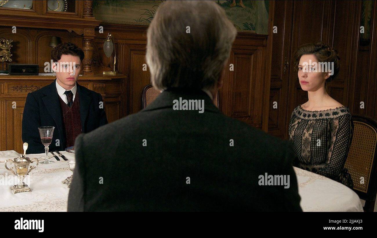 RICHARD MADDEN, REBECCA HALL, A PROMISE, 2013 Stock Photo - Alamy