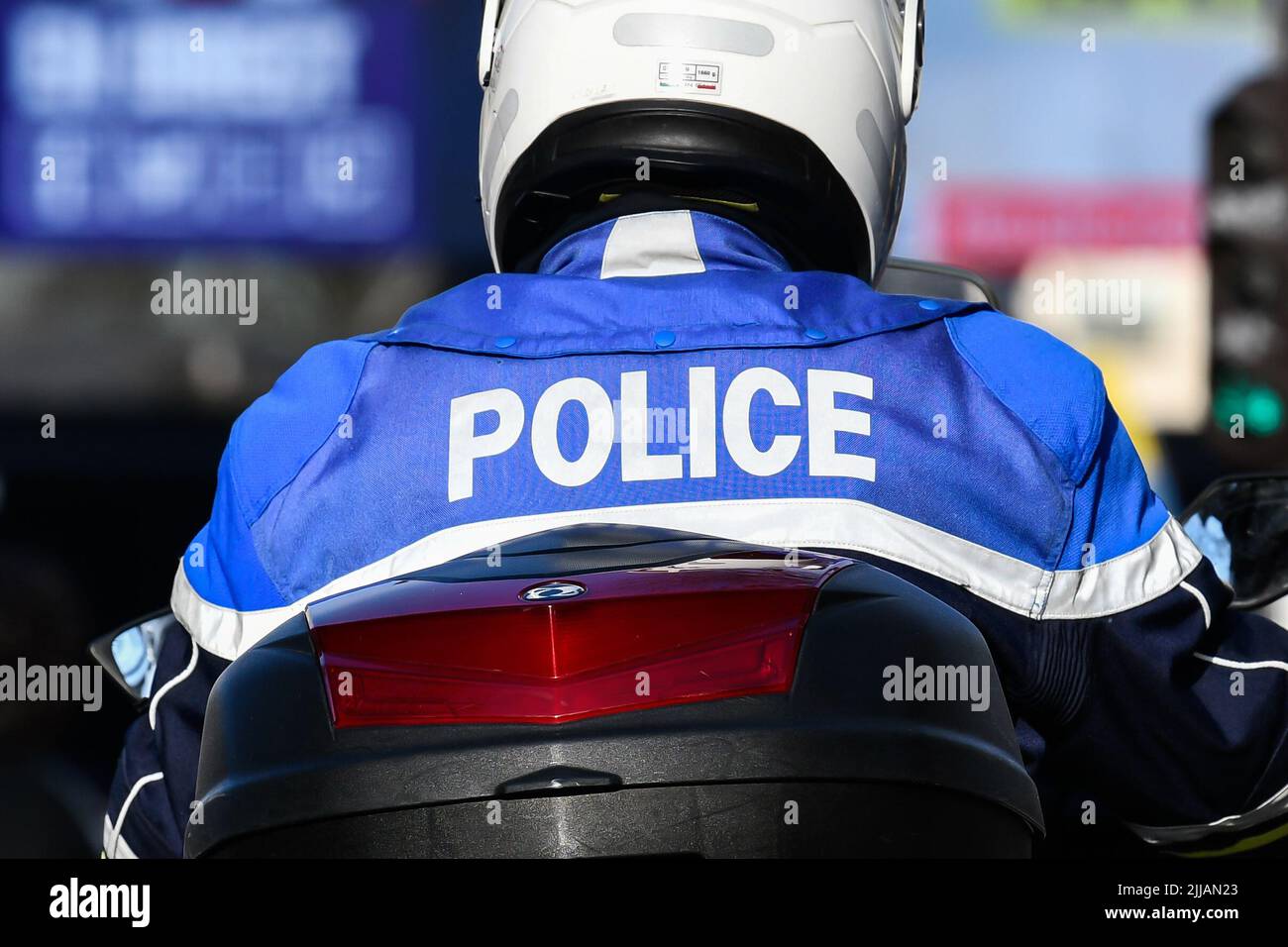 Illustration picture shows a policeman (police officer on a motor ...