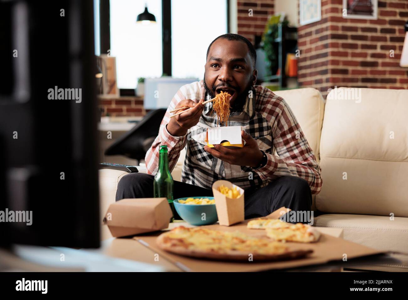 Chopsticks in package hi-res stock photography and images - Alamy