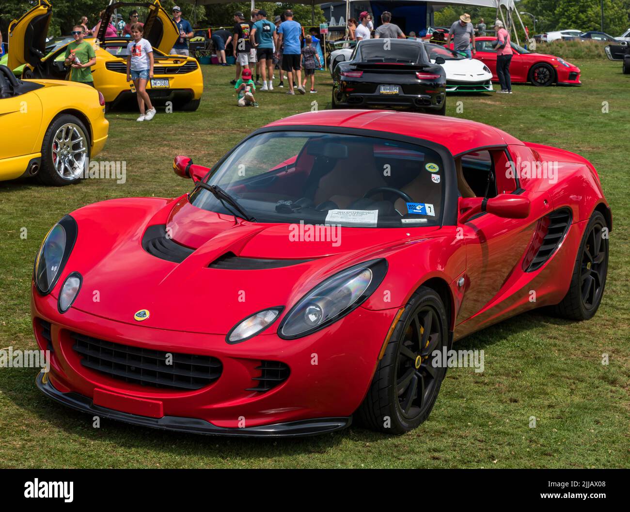 A red 2005 Lotus Elise at the Pittsburgh Vintage Grand Prix car show ...