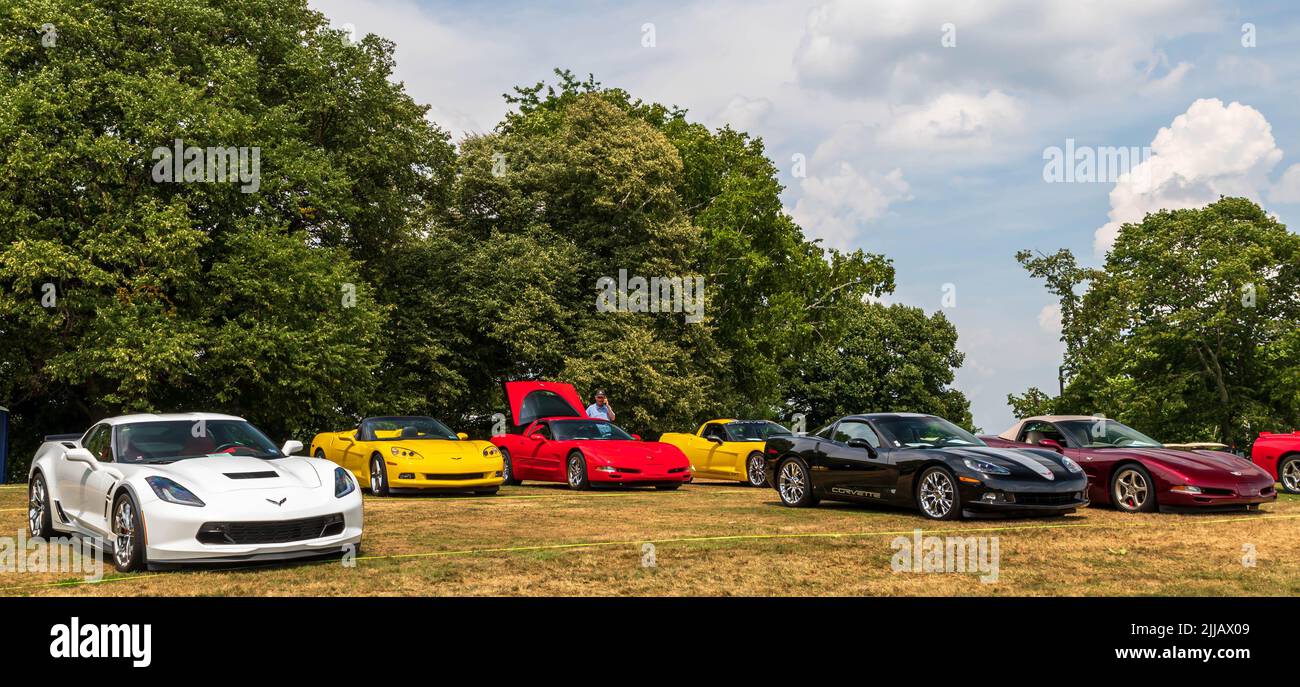 Group of corvettes hi-res stock photography and images - Alamy