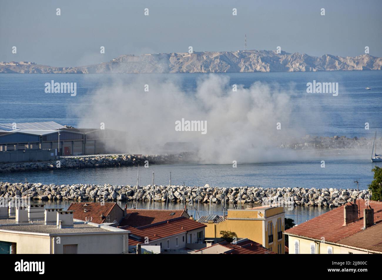 Navy panther hi-res stock photography and images - Alamy