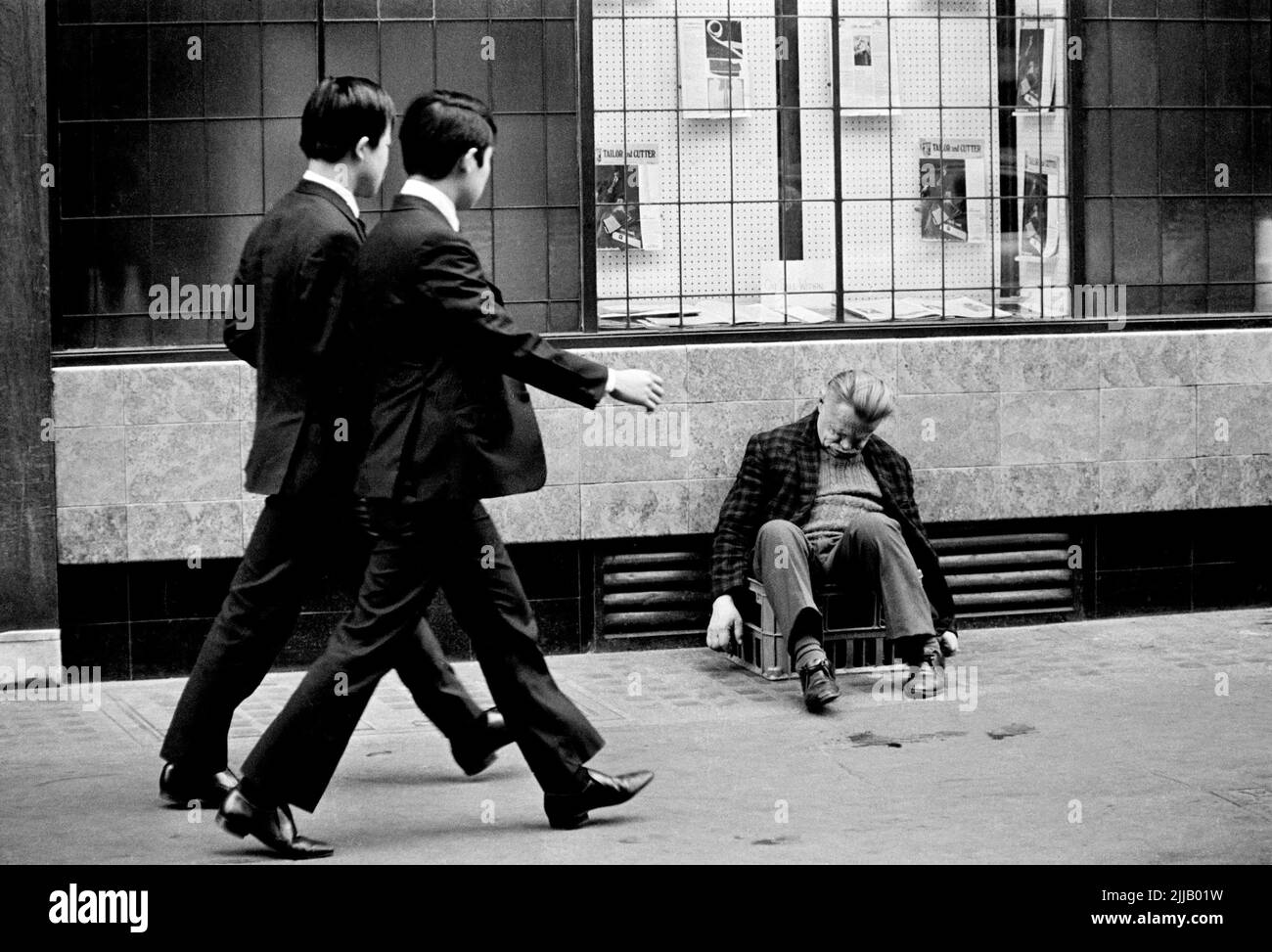 1960s historical men in Black and White Stock Photos & Images - Alamy