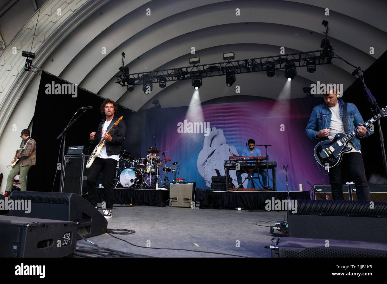 Bob roberts singer hi-res stock photography and images - Alamy