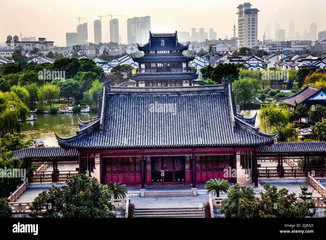 Ancient Chinese Pavilion Hall Four Auspicous Merits Pan Men Scenic Ares ...