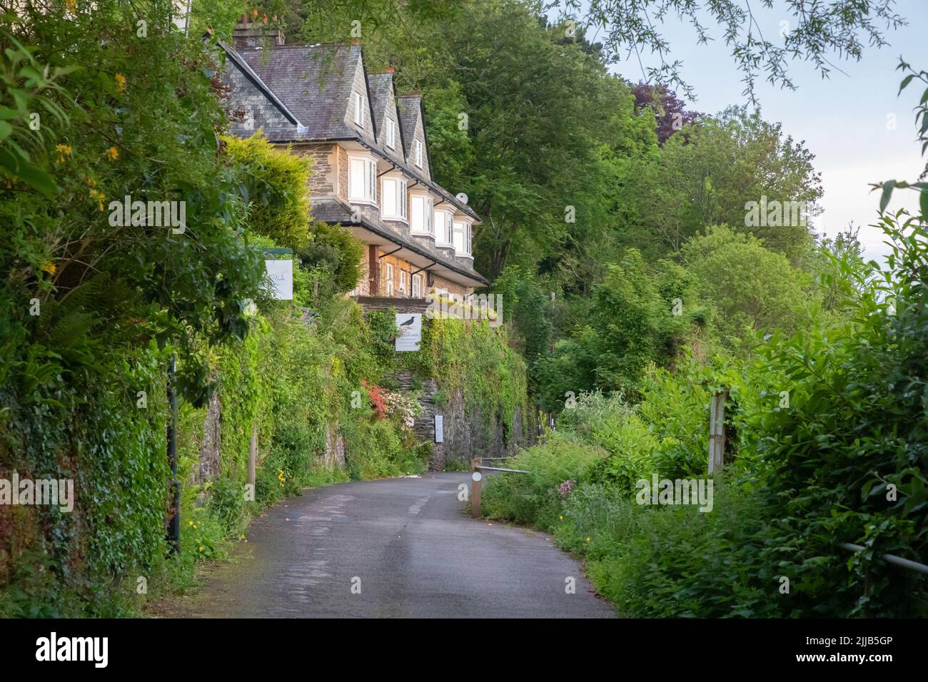 Typical english devon village hi-res stock photography and images - Alamy