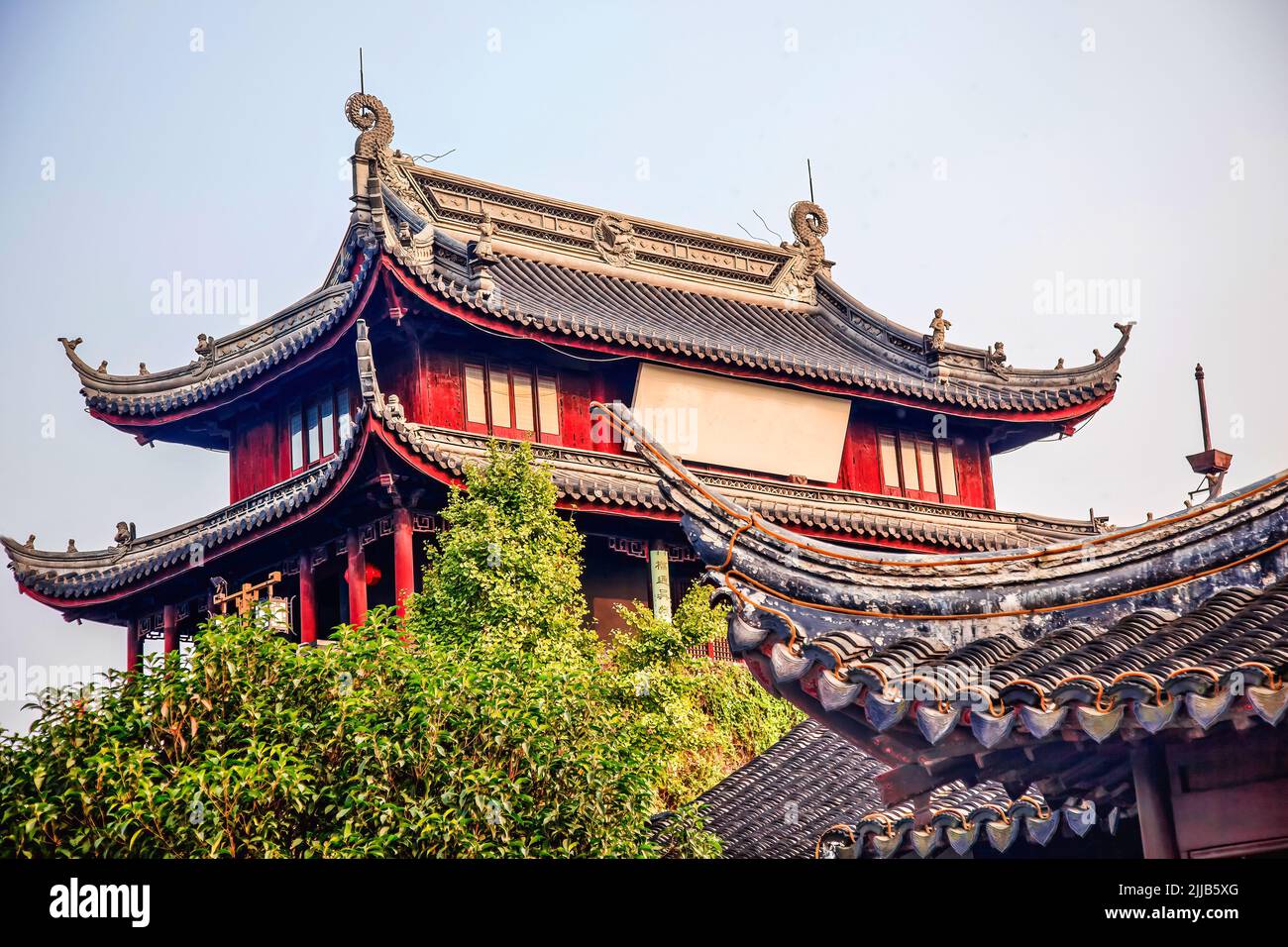 Pan men water gate hi-res stock photography and images - Alamy