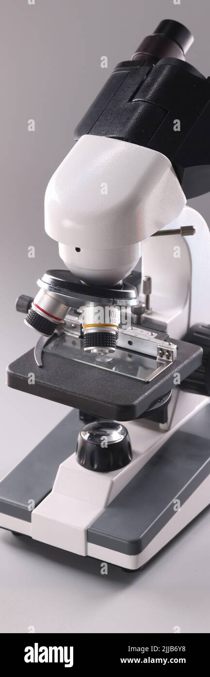 Grey microscope hi-res stock photography and images - Alamy