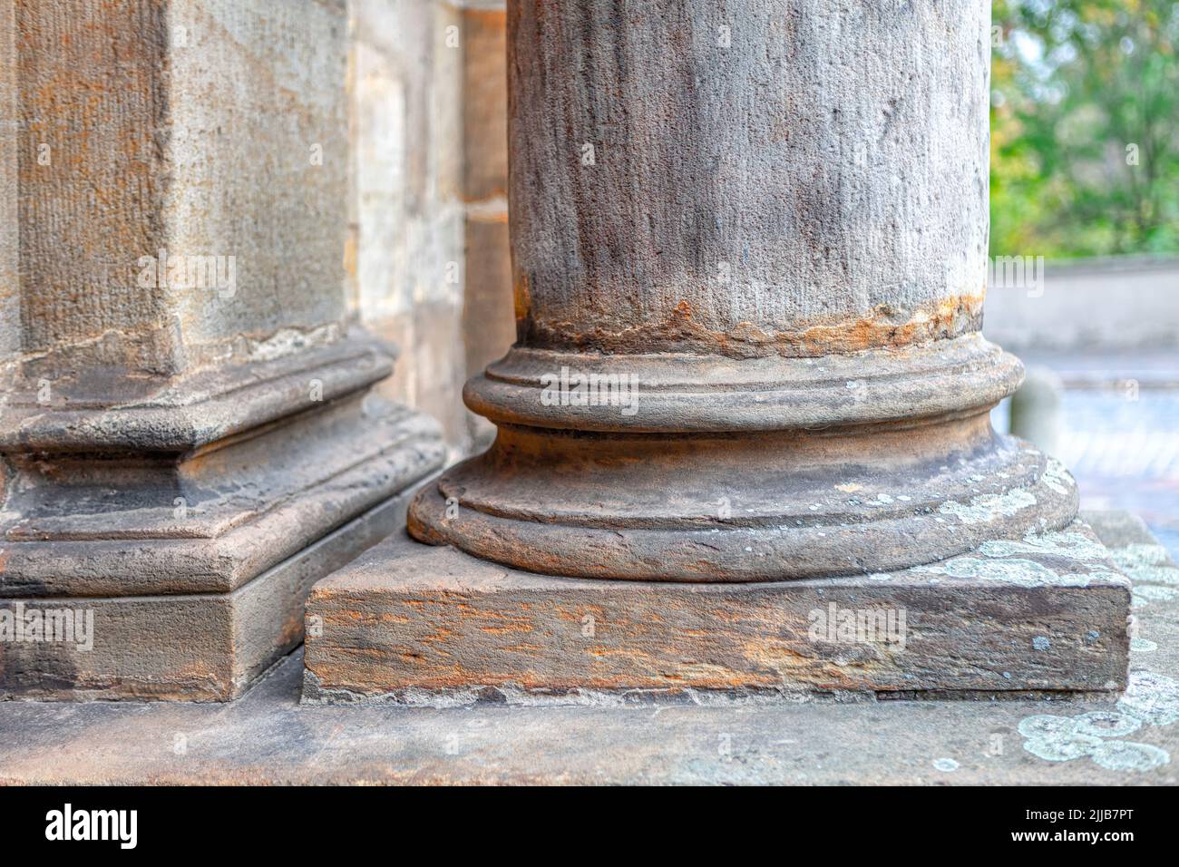 Roman tuscan columns hi-res stock photography and images - Alamy
