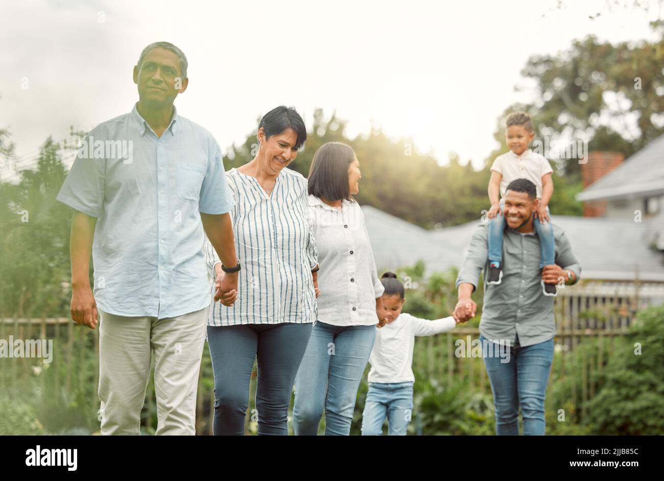 Rejoice with your family in the beautiful land of life. a family in the ...