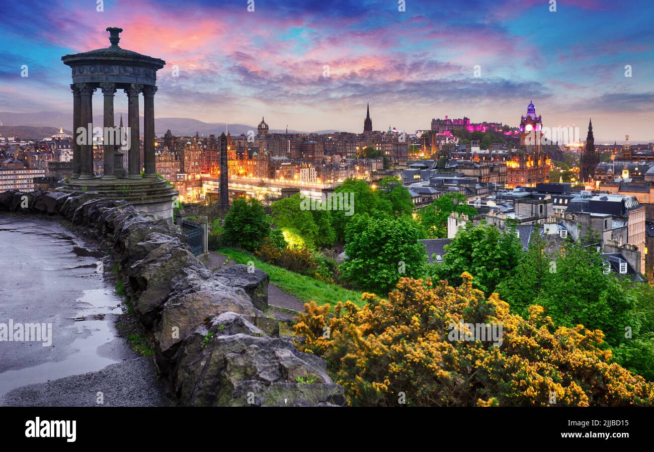Edinburgh skyline at sunset hi-res stock photography and images - Alamy