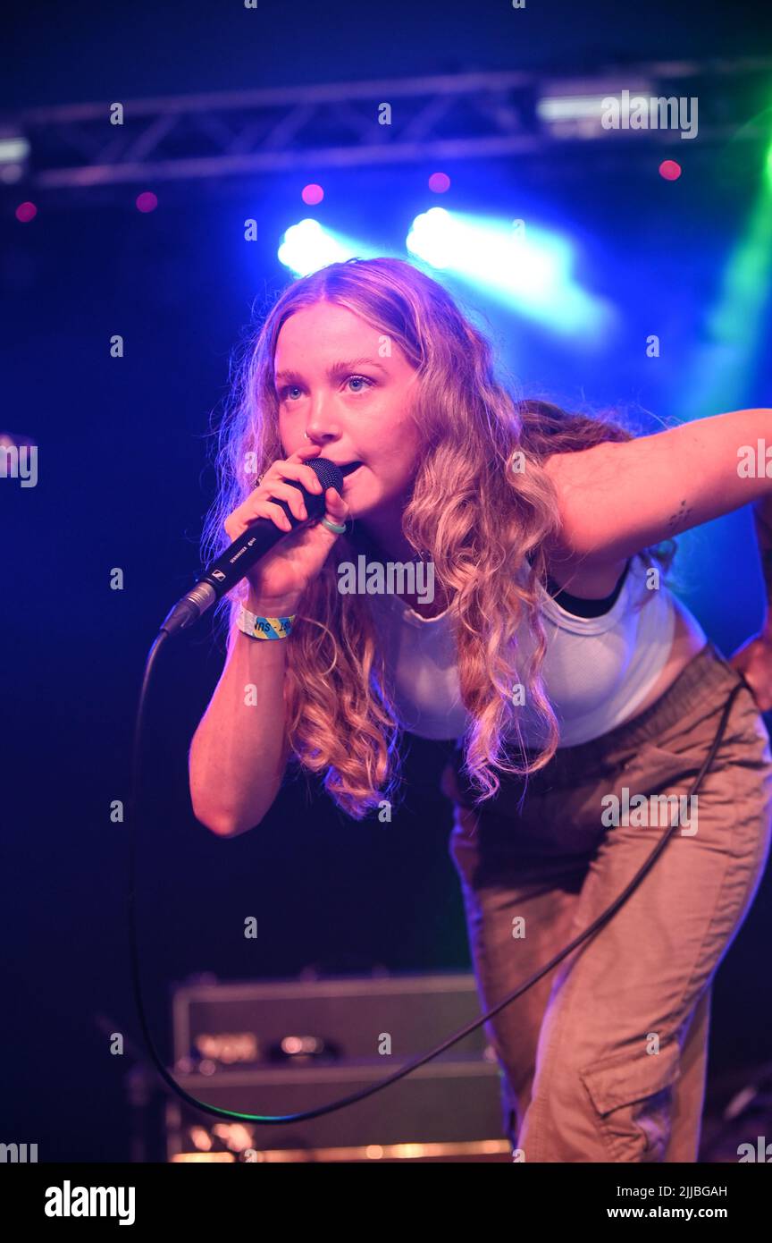 Dead Pony Performing at Tramlines Festival , Uk , 24.07.2022 Stock ...