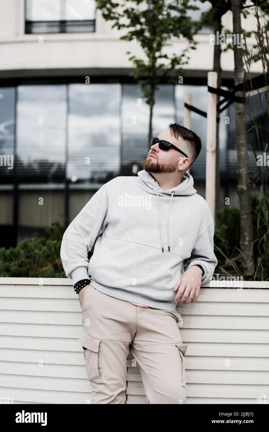 Man model logo hi-res stock photography and images - Alamy