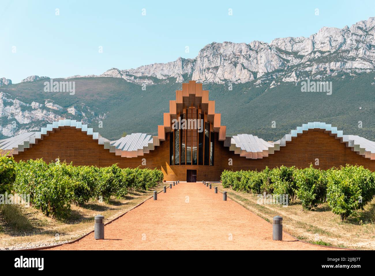 Bodegas Ysios Wine Cellar, Built By Santiago Calatrava,, 47% OFF