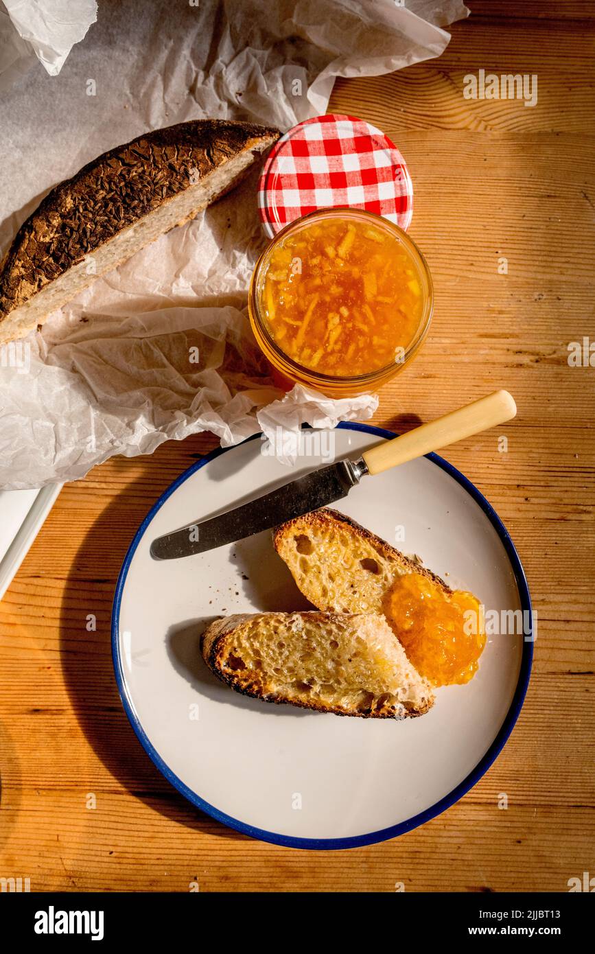 Seville marmalade on toast hi-res stock photography and images - Alamy
