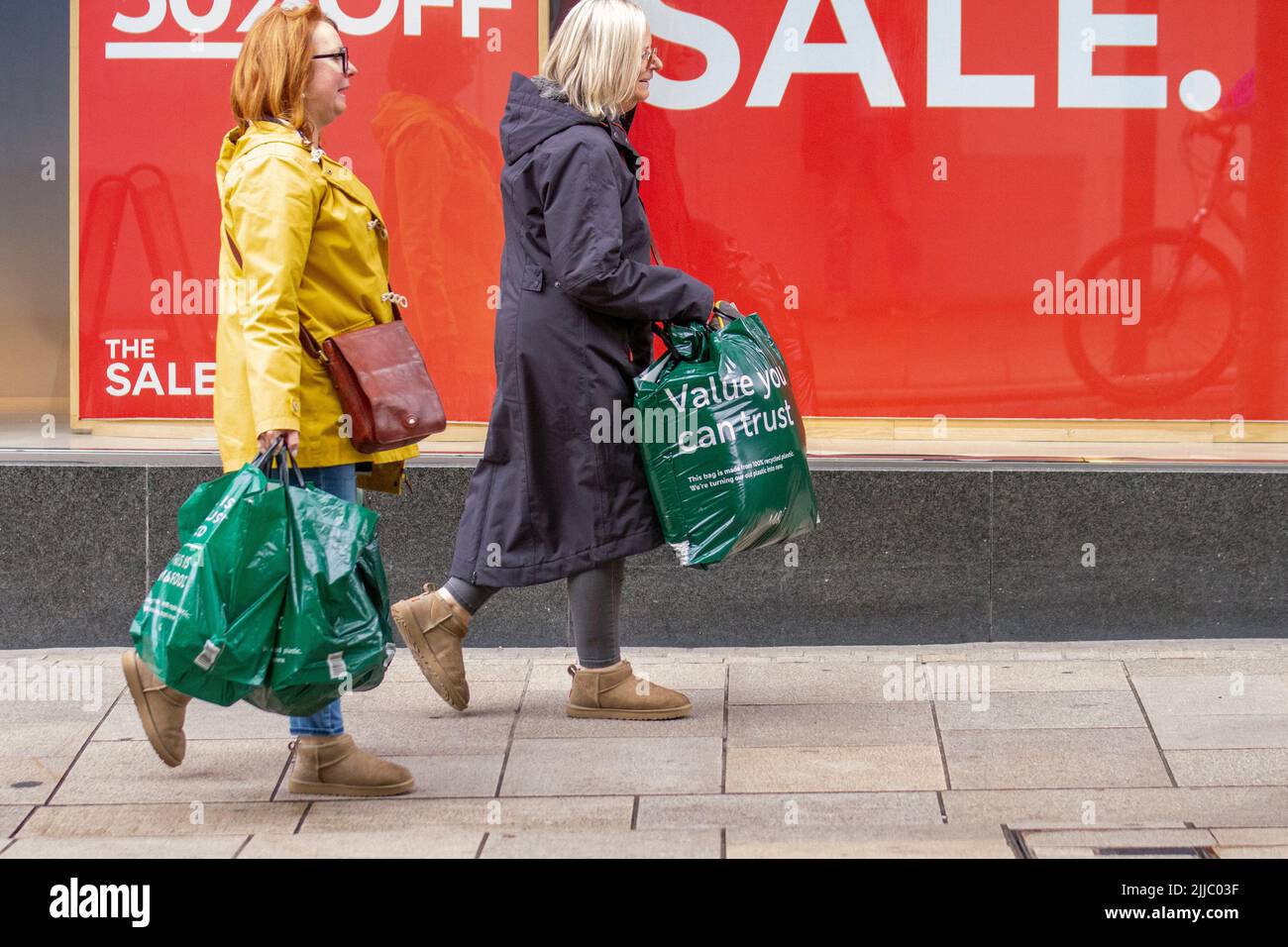 Preston, Lancashire. UK Weather 25 July 2022. A damp start to the day ...