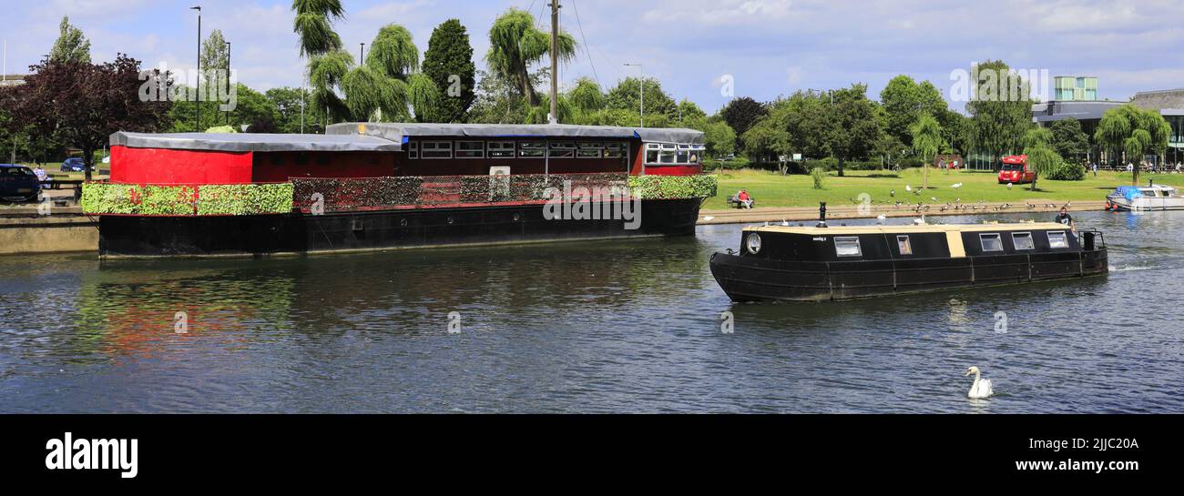 The Grain Barge restaurant, river Nene embankment, Peterborough City ...