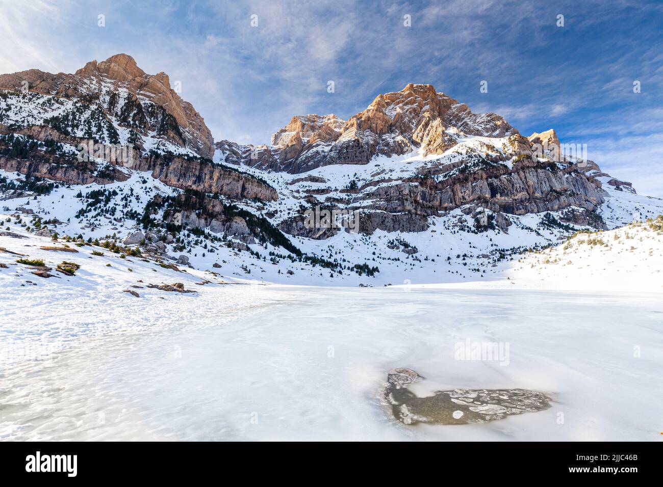Piedrafita mountain lake - Ibón de Piedrafita-, Piedrafita de Jaca ...