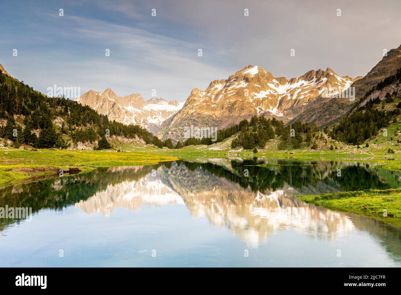 Plan d'Estan, Benasque valley, Natural Park Posets Maladeta, Huesca ...