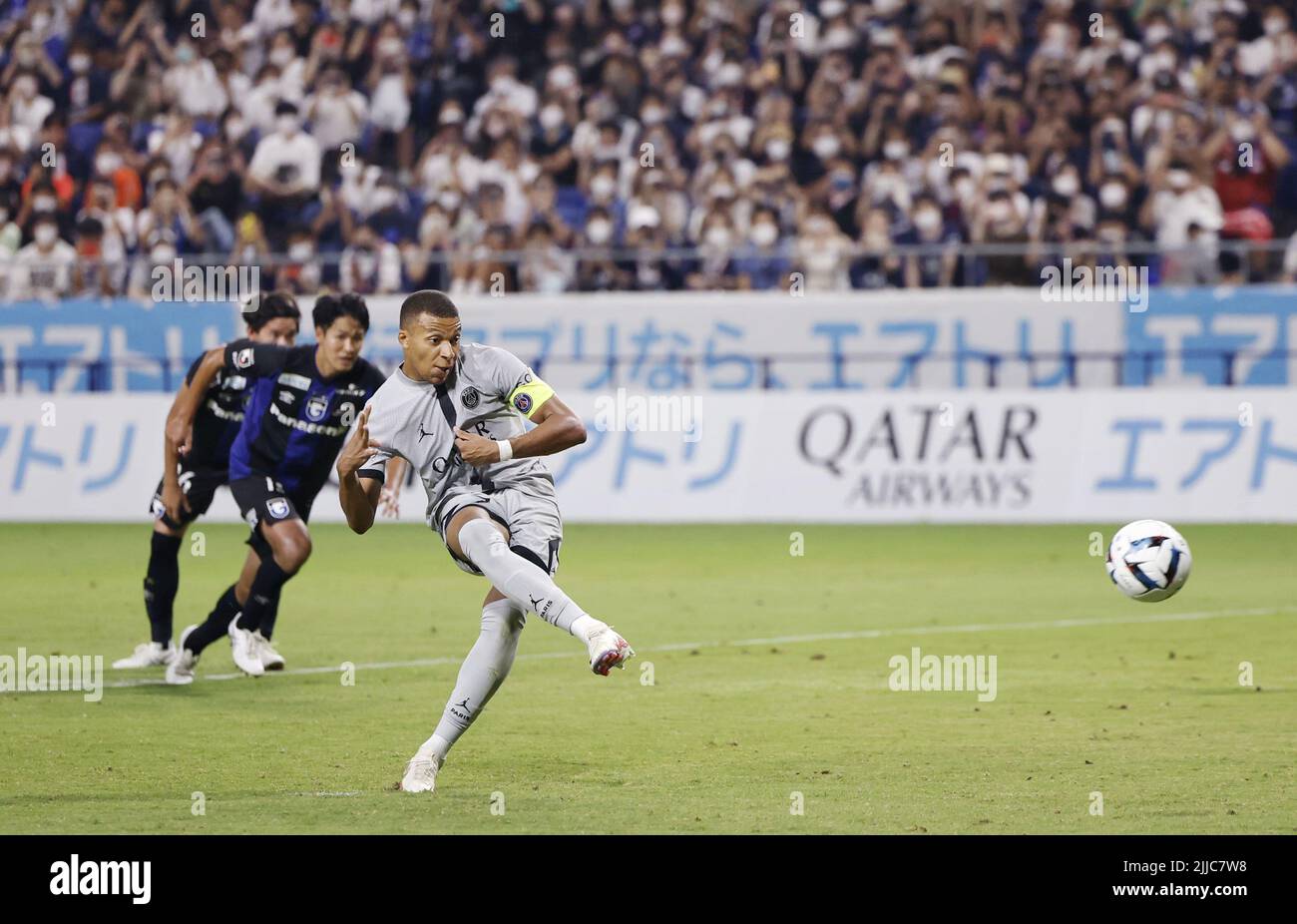 Kylian Mbappe scores Paris Saint-Germain's sixth goal against Gamba ...