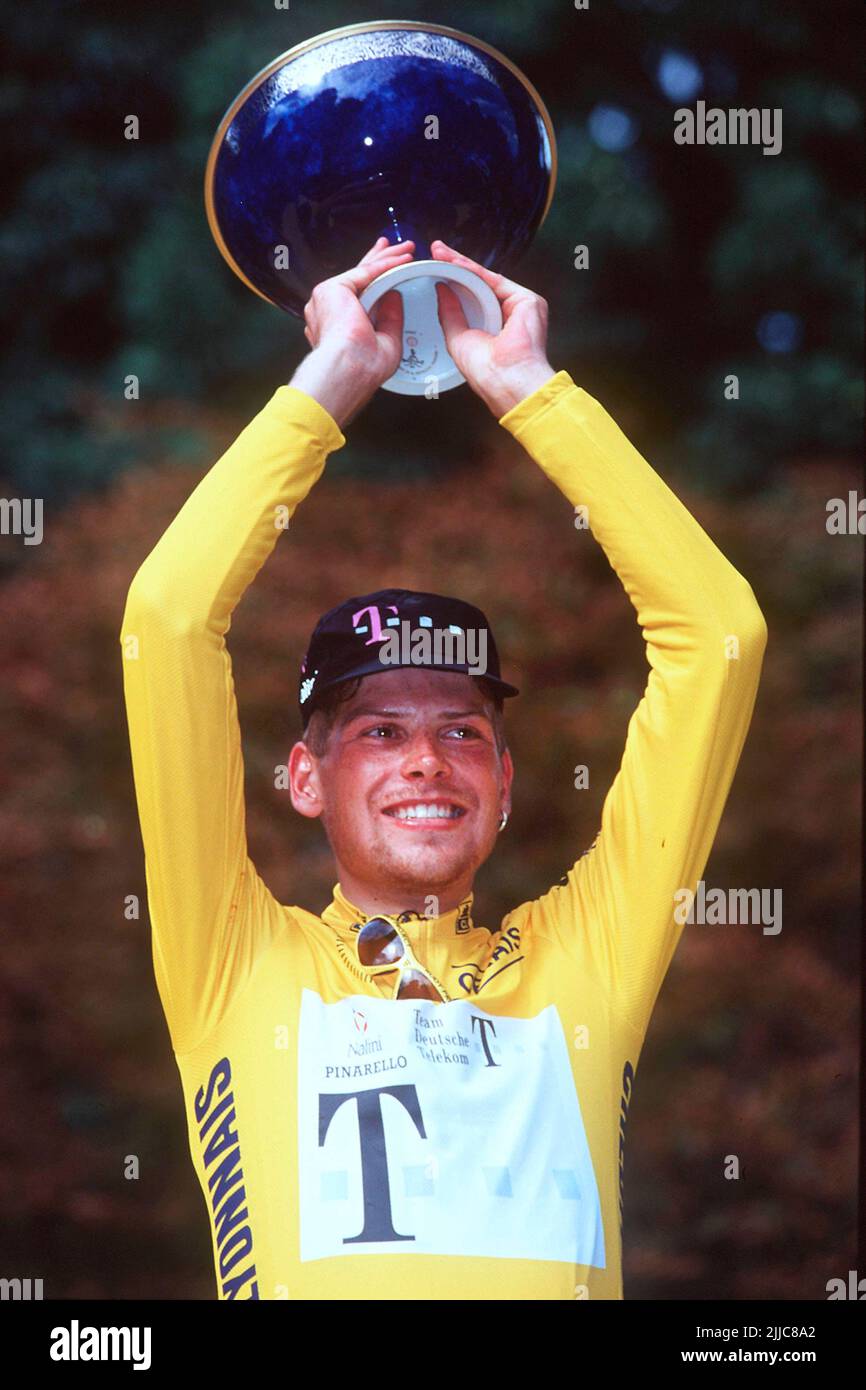 Jan ullrich tour de france hi-res stock photography and images - Alamy