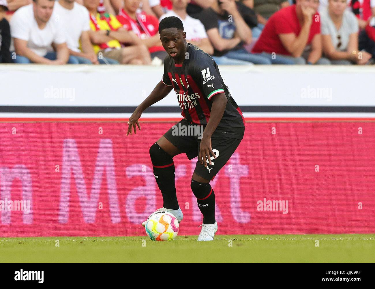 Chaka traore milan hi-res stock photography and images - Alamy