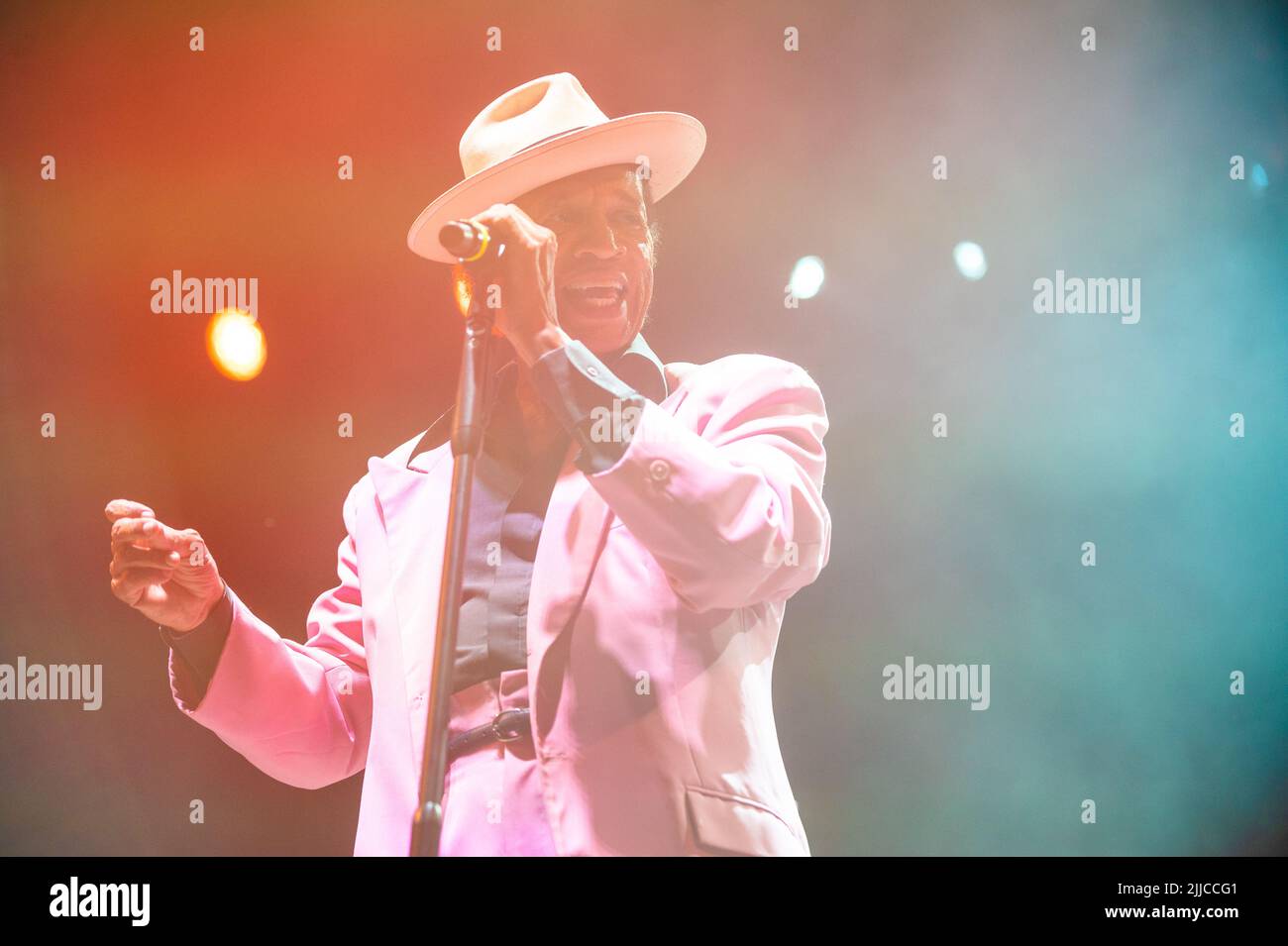 Kid Creole & the coconuts performs Italy Stock Photo - Alamy