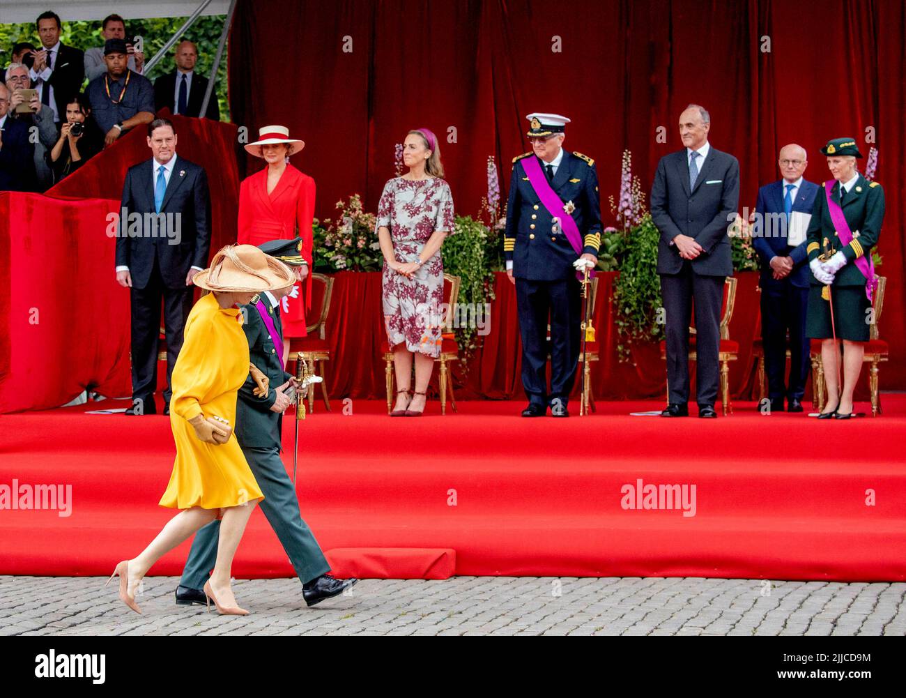 Brussel, Belgien. 21st July, 2022. King Filip and Queen Mathilde of ...