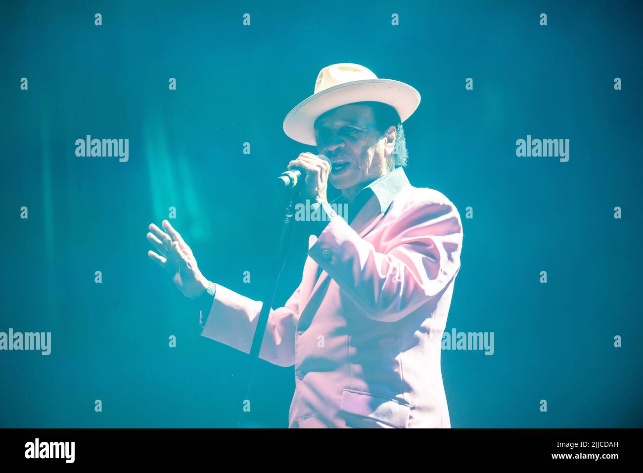 Kid Creole & the coconuts performs Italy Stock Photo - Alamy