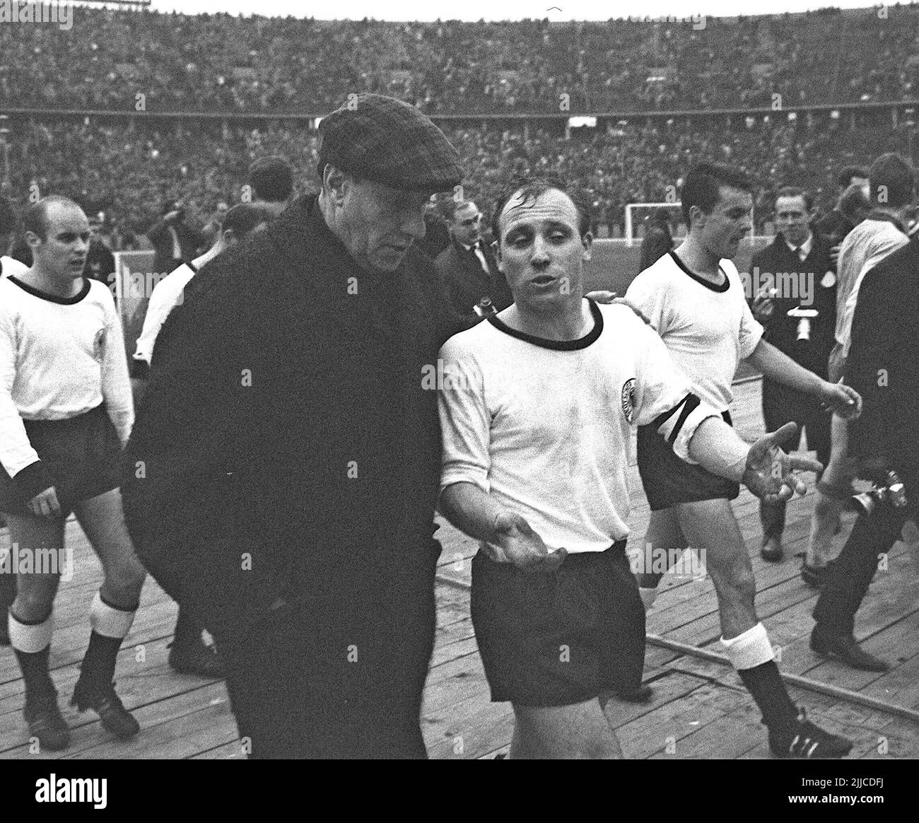 85 12 Black and White Stock Photos & Images - Alamy