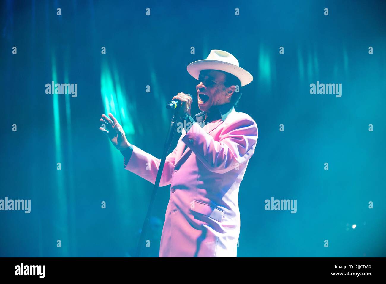 Kid Creole & the coconuts performs Italy Stock Photo - Alamy