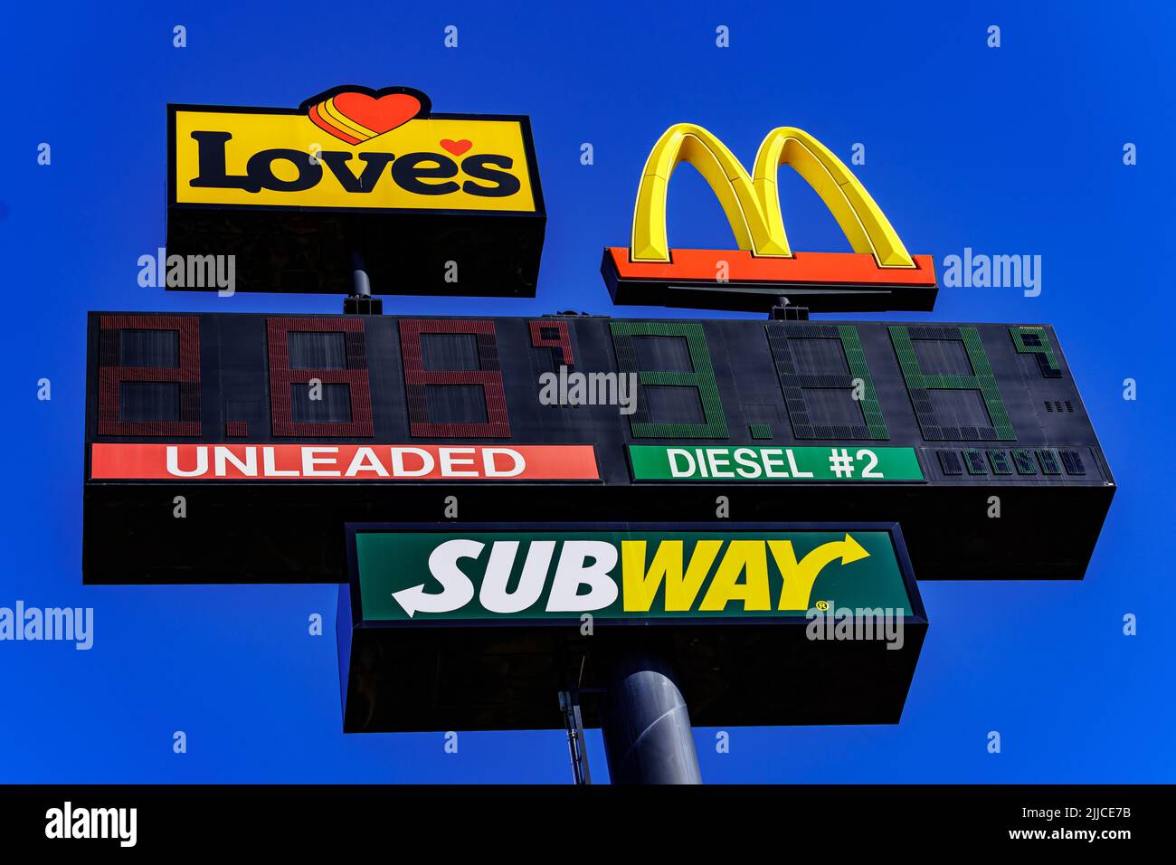 Love's truck stop hi-res stock photography and images - Alamy