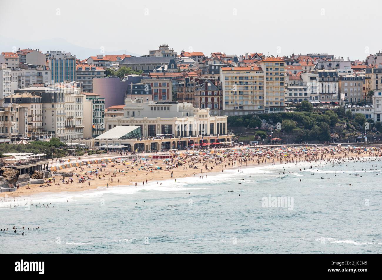 Biarritz beach hot hi-res stock photography and images - Alamy