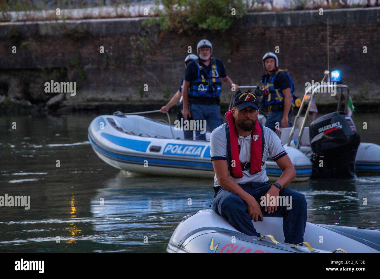 Processione della vergine maria hi-res stock photography and images - Alamy
