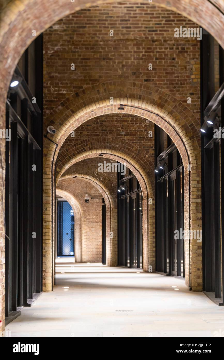 Borough yards, Bankside, london Stock Photo - Alamy