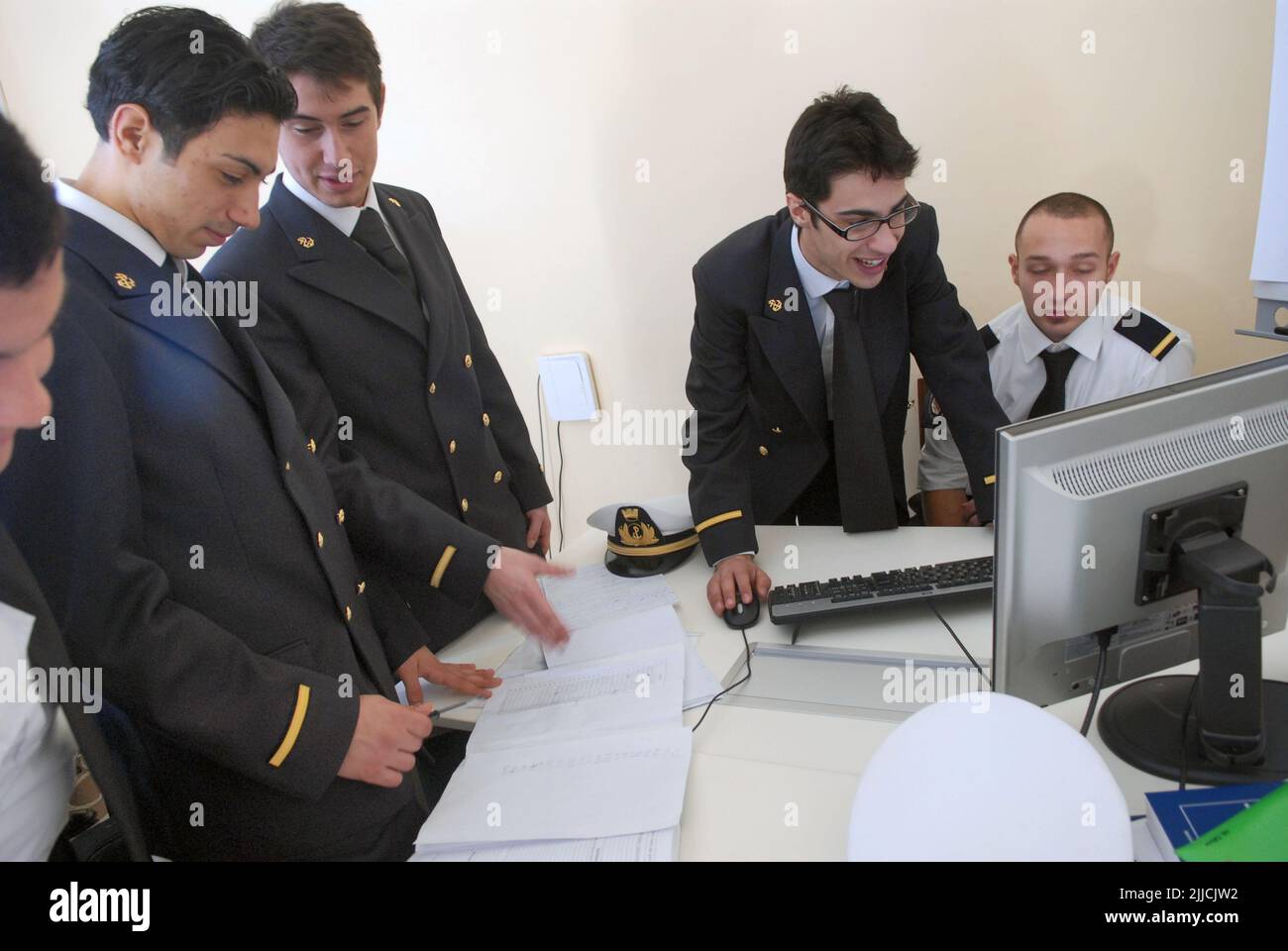 Genoa (Italy), Academy of the Merchant Navy, advanced specialization ...