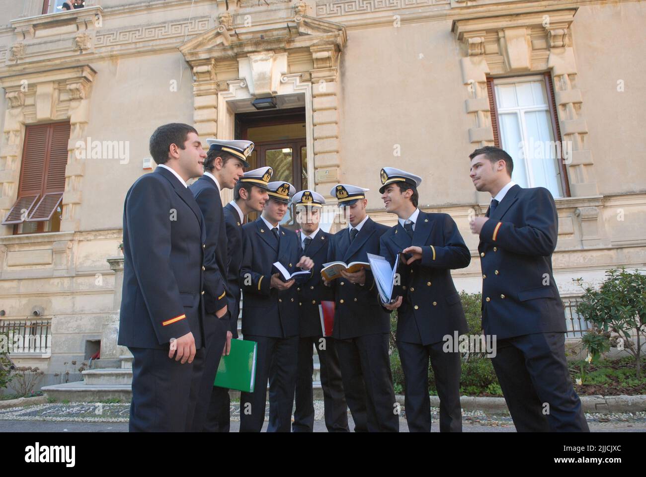 Genoa (Italy), Academy of the Merchant Navy, advanced specialization ...