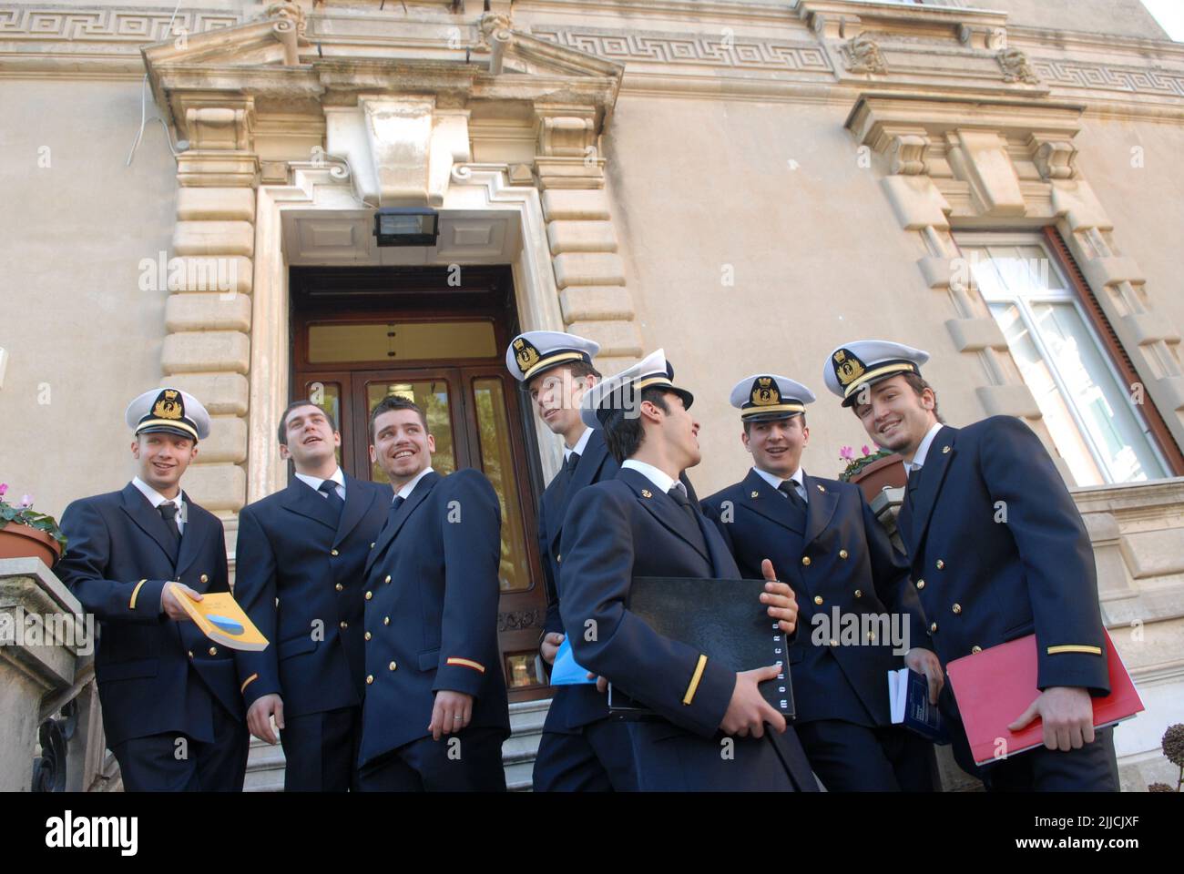 Genoa (Italy), Academy of the Merchant Navy, advanced specialization ...